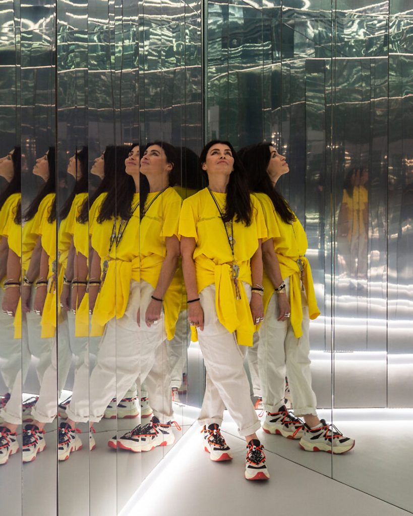 Es Devlin: All the World’s a Stage • The Grand Tourist